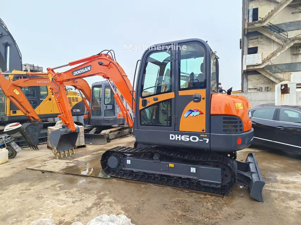 Doosan DH60 mini bager
