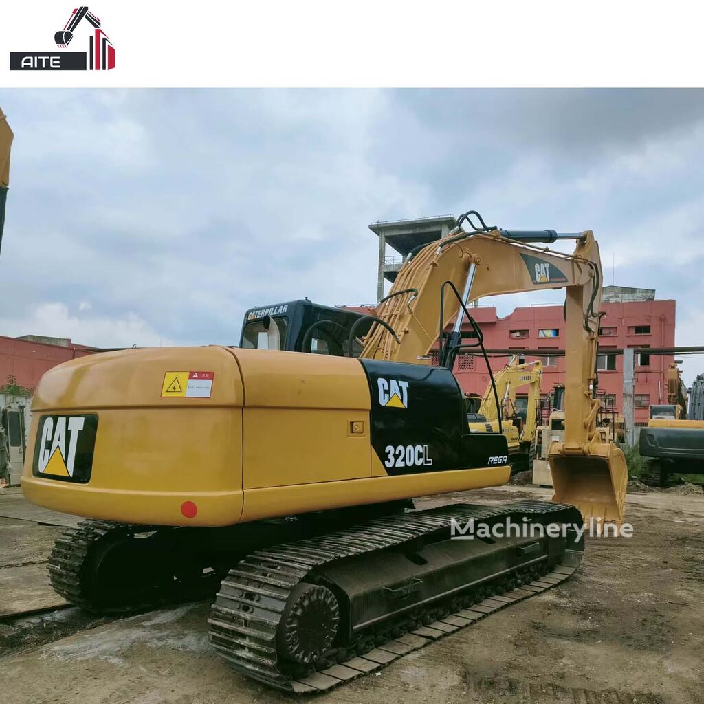 Caterpillar 320C bager guseničar