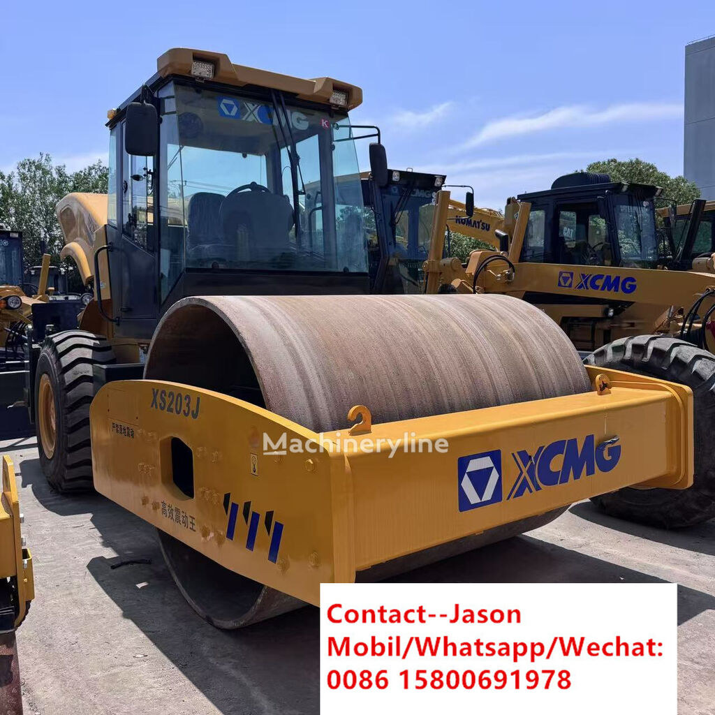 XCMG XS203J kompaktor s jednim valjkom