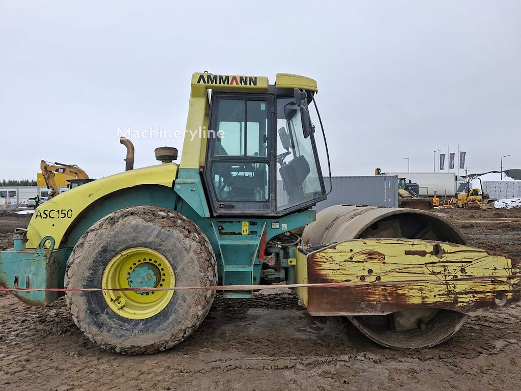 Ammann ASC 150 kompaktor s jednim valjkom