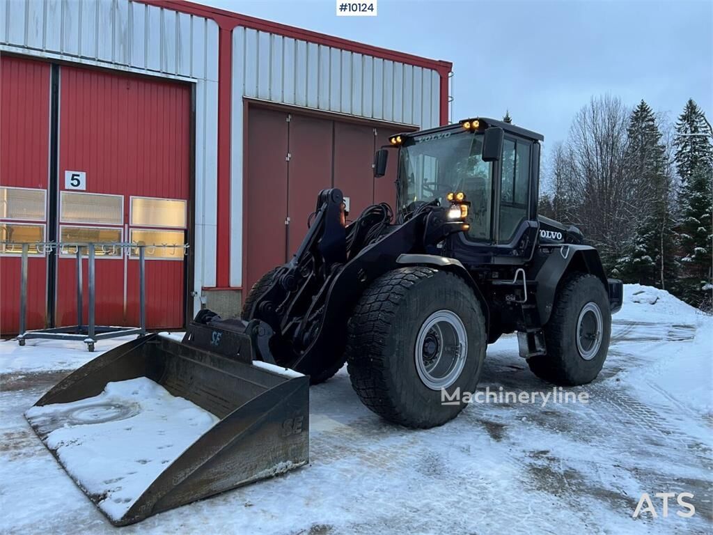 Volvo L90 F Wheel Loade (VIDEO) prednji utovarivač