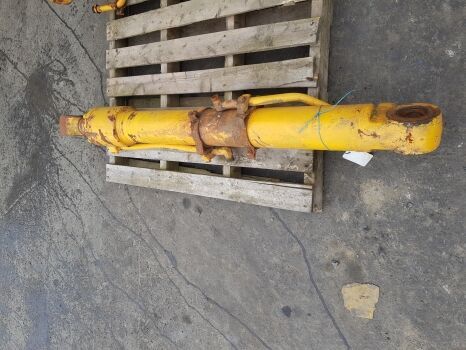 Hyundai Robex R160lc-7, R180lc-7 Hydraulic Bucket Ram Cylinder 31n5-6011 31N5-60110 hidraulični cilindar za Hyundai Robex R160lc-7, R180lc-7 bagera