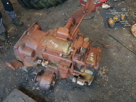 Massey Ferguson 50hx 60hx Transmission Gearbox For Parts 1437-071120-153620025 menjač za Massey Ferguson 50hx 60hx bagera-utovarivača