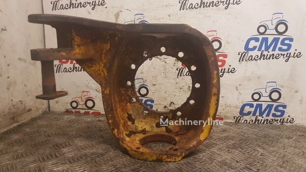 Front Axle Steering Spindle Swivel Housing Lhs JCB 3cx Front Axle Steering Spindle Swivel Housing Lhs 448/05101, 44 za JCB 3cx bagera-utovarivača