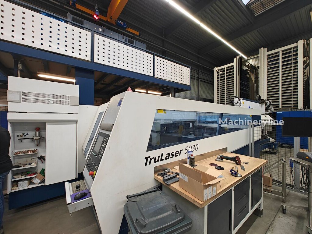 Trumpf TruLaser 5030 + LiftMaster + Stopa mašina za lasersko sečenje