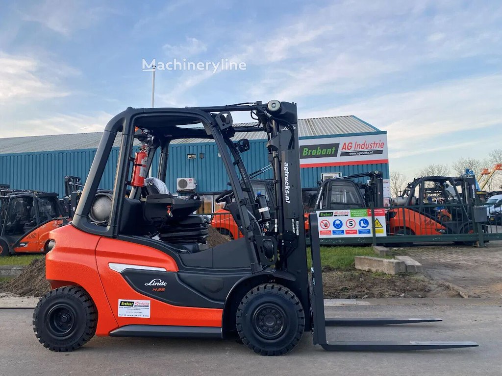 Linde H25T-01 viljuškar na gas