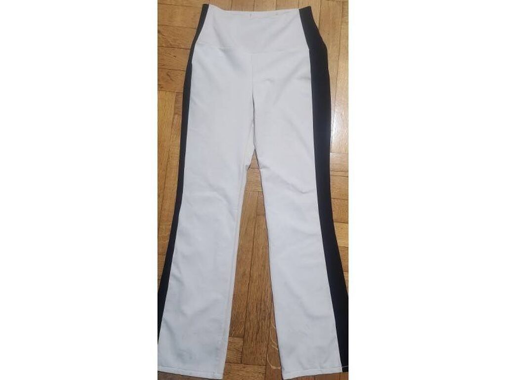 Oysho pantalone, L veličina, krem boja sa crnom trakom duž nogavice
