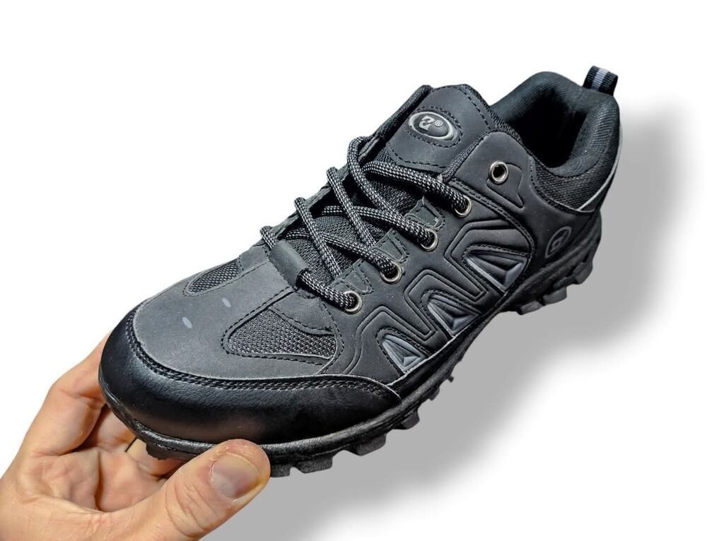 Hiking Shoes / waterresistant / 2025 Brojevi: 41-46 Cena: 3900 din