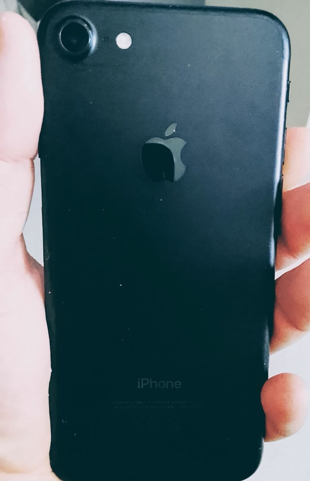 IPhone 7 u odlicnom stanju 80e a moze i dogovor