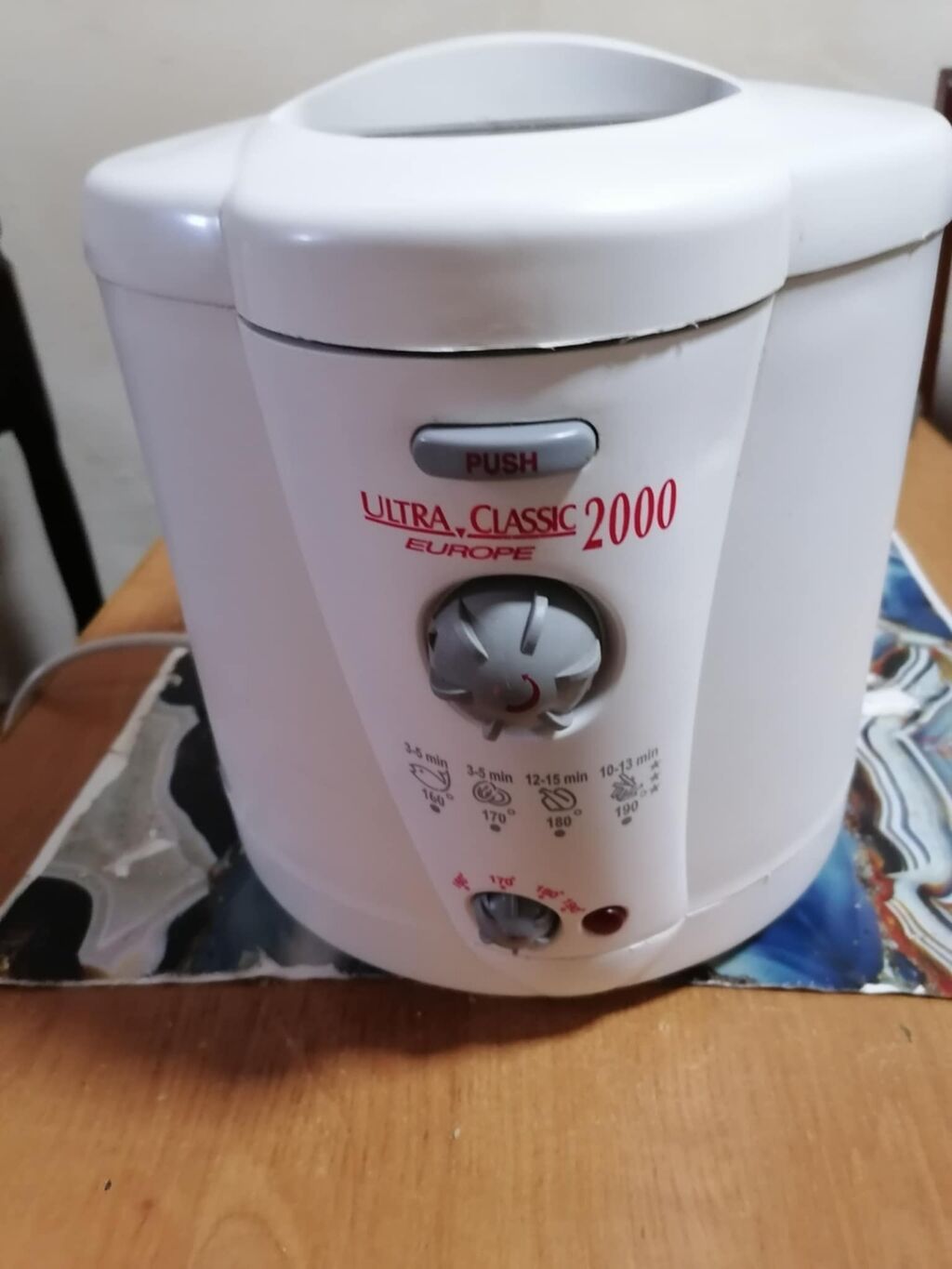 Električna friteza Ultra Classic 2000 - Snaga: 1500 W -