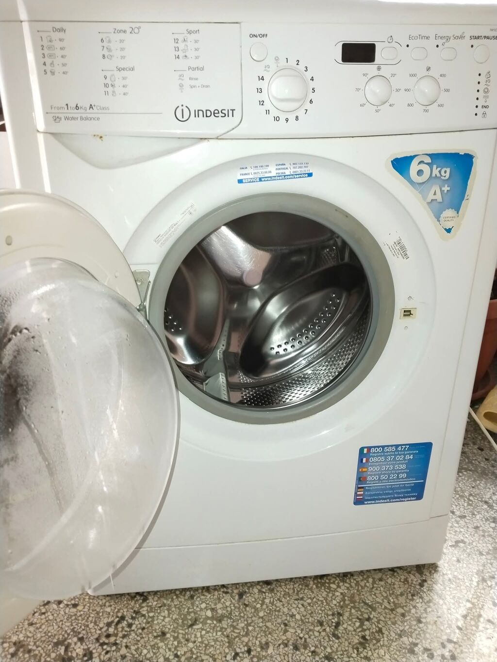 Indesit veš mašina, model IWSD 61051 (EU). Kapacitet pranja: 6 kg