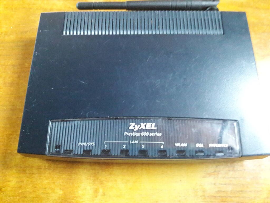 Zyxel prestige 660 hw t3 802.11g Wireless ADSL2+ 4-port Gateway