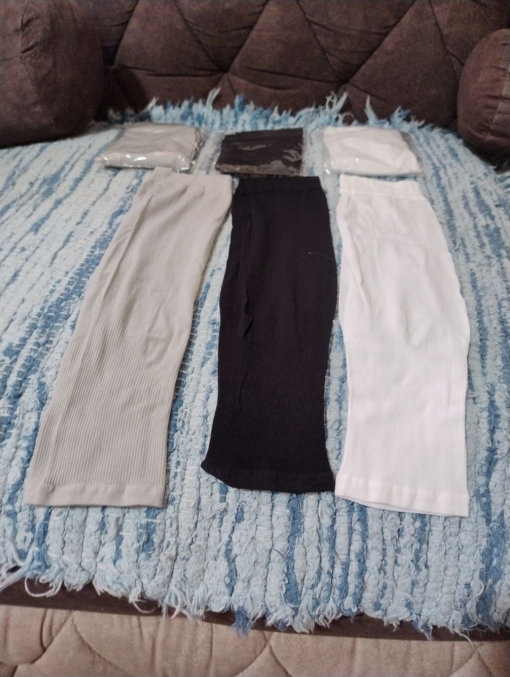 Rastegljive rebraste nogavice/grejači za noge - Model: dugi rebrasti