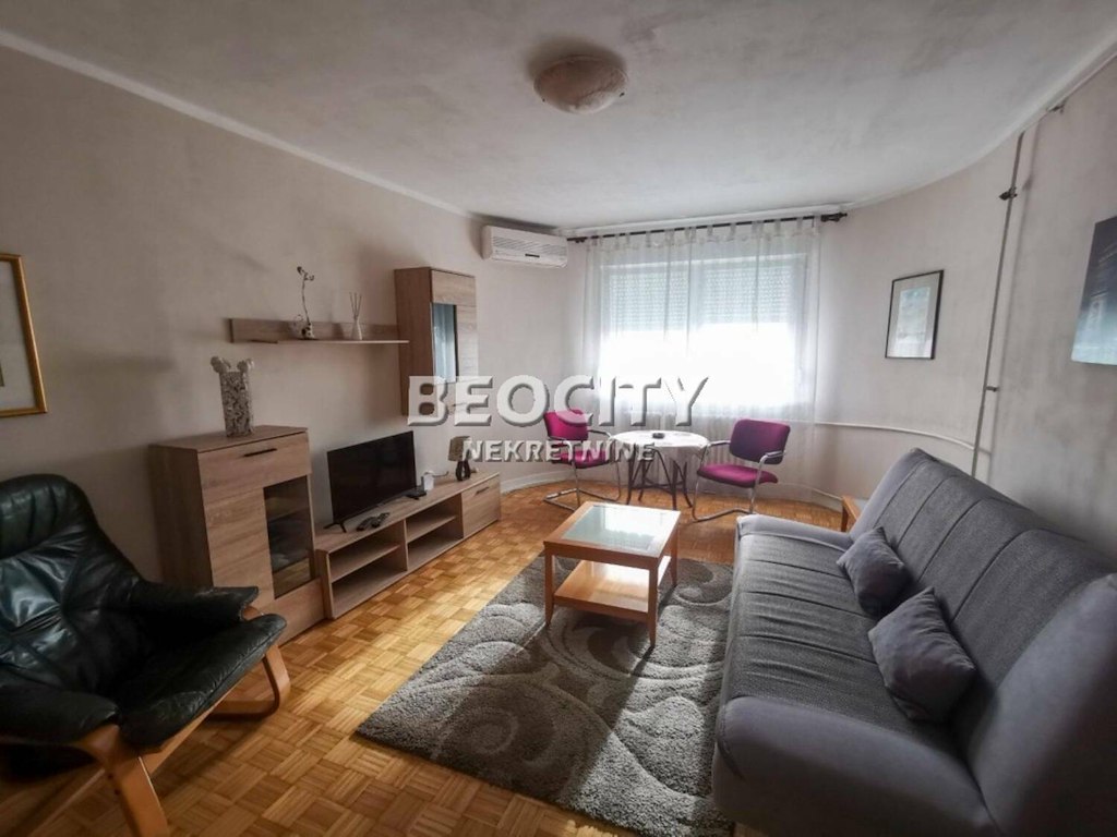 Vračar, Slavija, Kralja Milutina, 0.5, 27m2, 500EUR