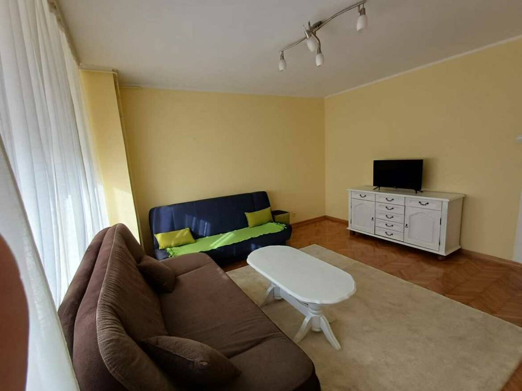 Svetao stan Franš-Karađorđev park