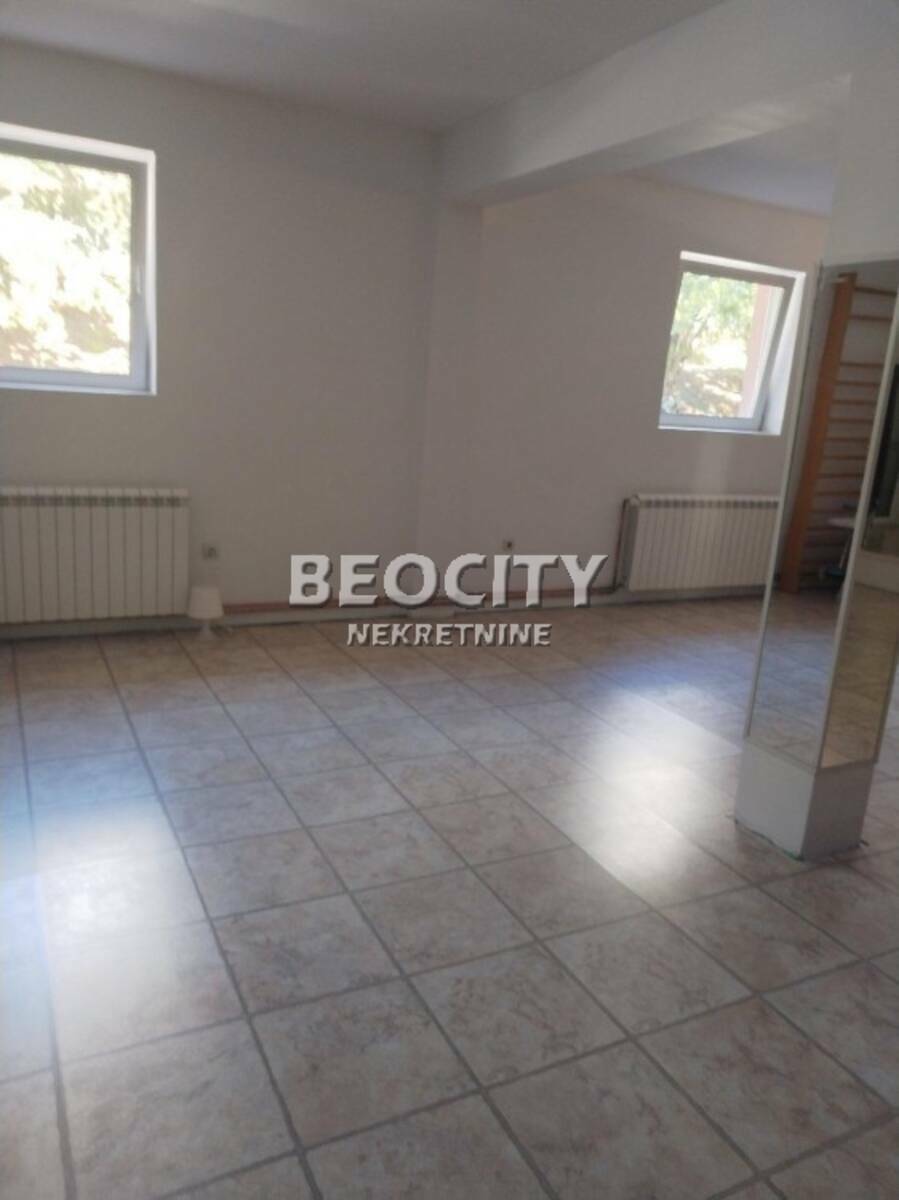 Rakovica, Skojevsko naselje, Luke Vojvodića, 1.0, 90m2, 900EUR