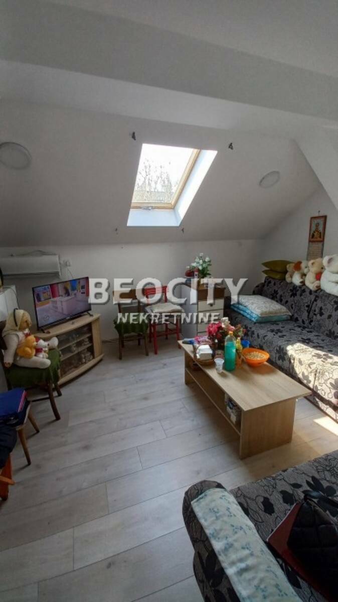 Novi Sad, Socijalno, Vuka Karadžića, 1.0, 39m2, 59000EUR