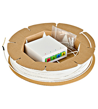 FTTH rollerbox 100m, 4xSC/APC 8°, OS2 G657.A2,B2ca-s1a,d0,a1
s n/ž priključnicom Š80xV28xD80mm, RAL9010 bijela, uklj. 4x simplex spojnica i 4x optičkih završetaka, pogodna i za montažu na DIN nosač
