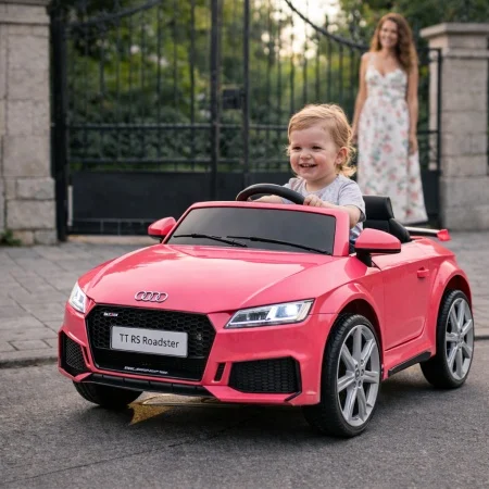 Audi TT RS Licencirani Dečiji Automobil na Akumulator Roze (12V)