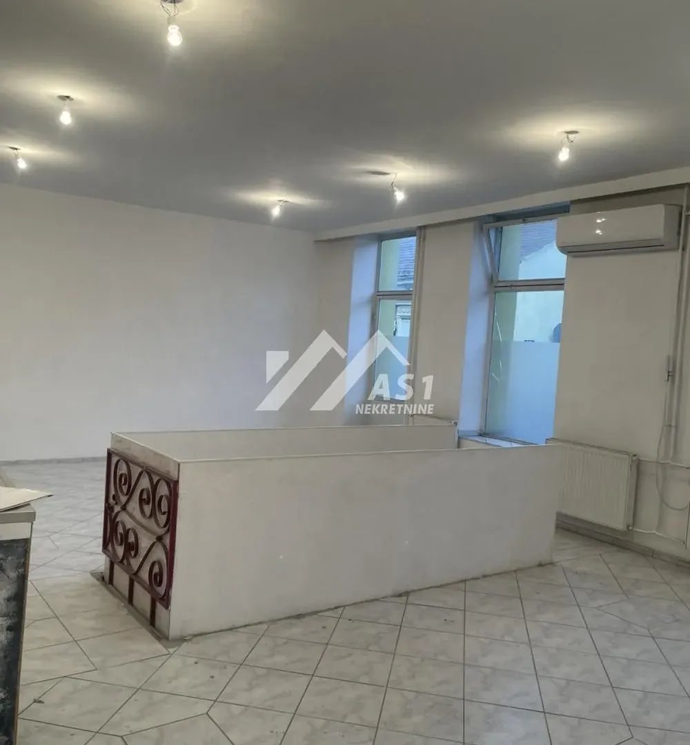 Izdavanje, poslovni prostor, 94m², Novi Sad Sve Podlokacije, Novi Sad