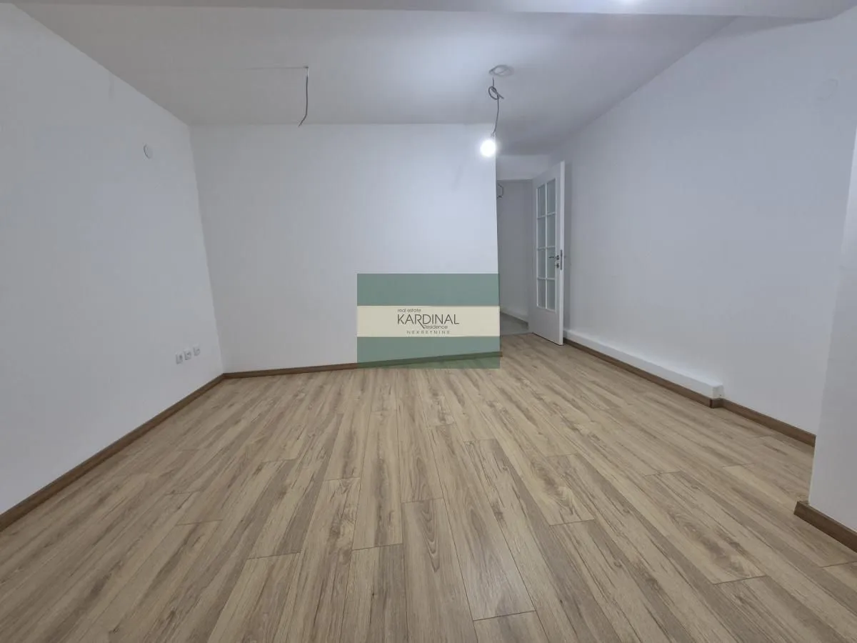 Prodaja, trosoban stan, 83m², Centar, Jagodina