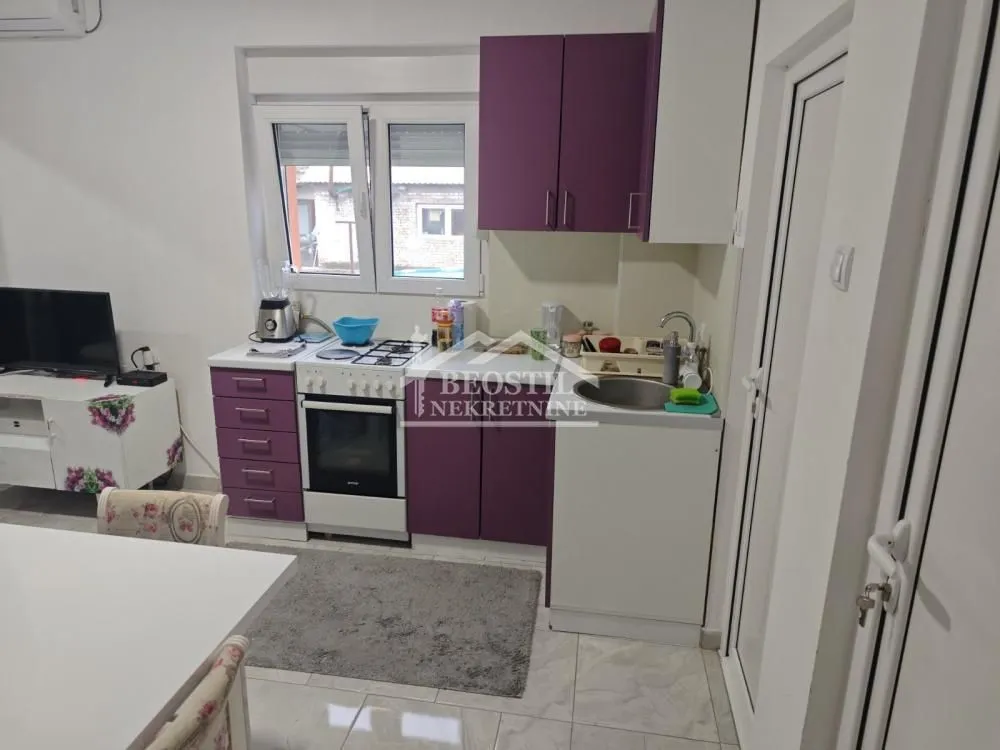 Prodaja, dvosoban stan, 62m², Golubinci, Stara Pazova