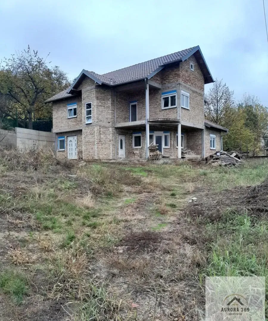 Prodaja, kuća, 138m², Sremska Kamenica, Petrovaradin