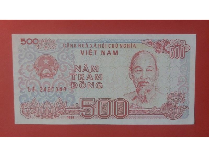 500 djong 1988 god Vijetnam UNC