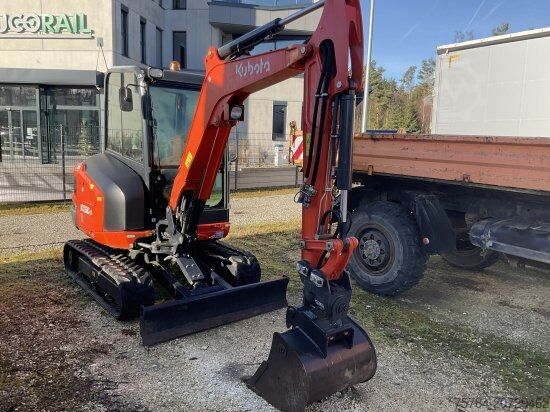Točkaš bager
KUBOTA KX030-4 POWER TILL NUR 52,5 BH, TOP-ZUSTAND !