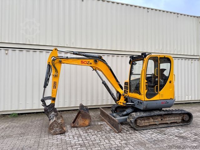 Mini bager
WACKER Neuson 50Z3 / 2014 BJ / 2 x Löffel