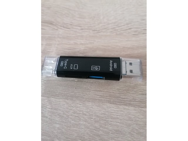 USB 5 U 1 ZA mobine tel i komp citac