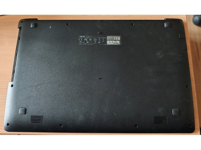 ASUS X553M donji deo kućišta