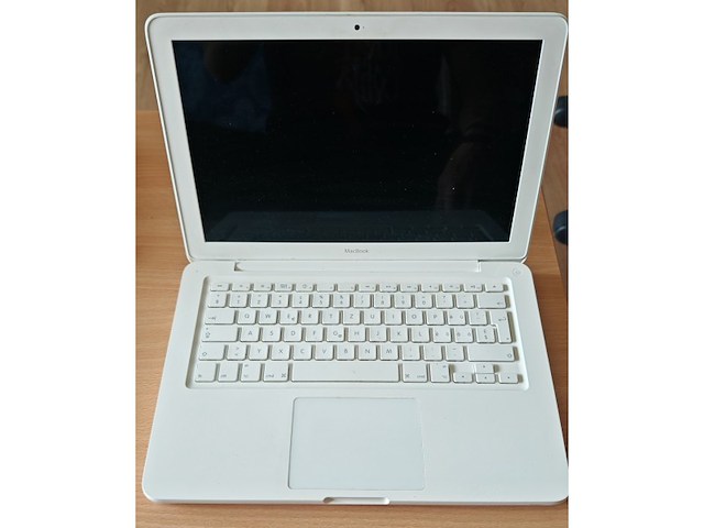 MacBook 13 (Mid 2010)