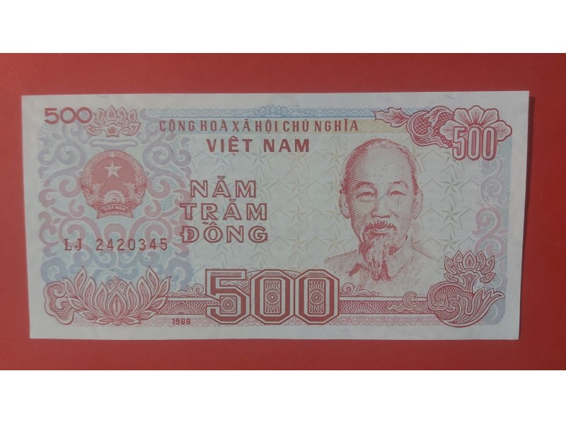 500 djong 1988 god Vijetnam UNC