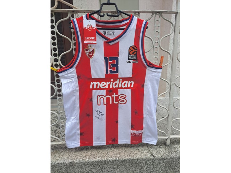 KK Crvena Zvezda Ognjen Dobric potpisan dres