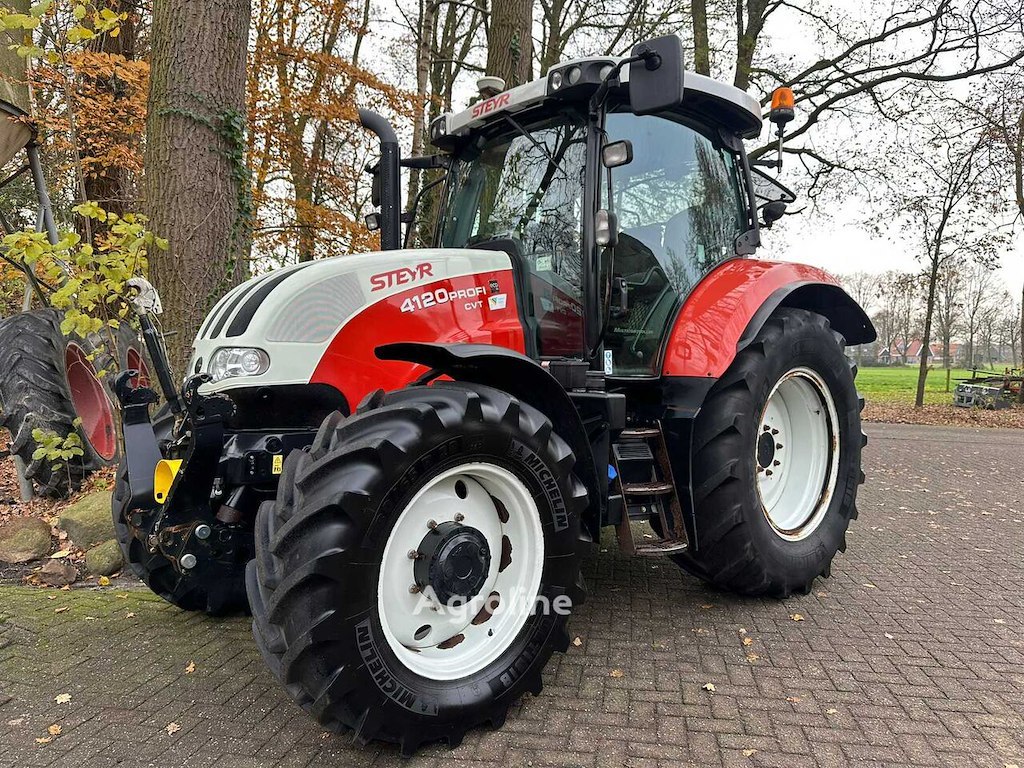 Prodaje se Steyr 4120 Profi CVT traktor točkaš na aukciji