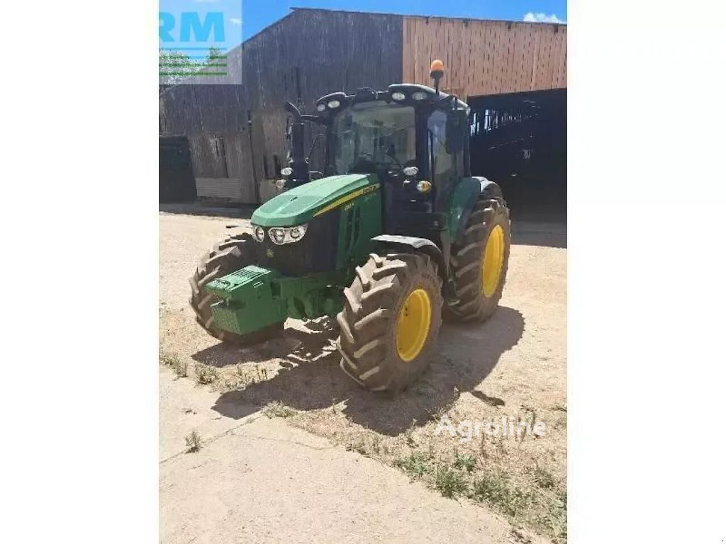 John Deere 6110m traktor točkaš