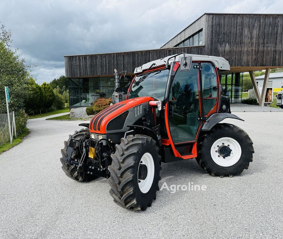 Sonstige Reform Mounty 100V traktor točkaš