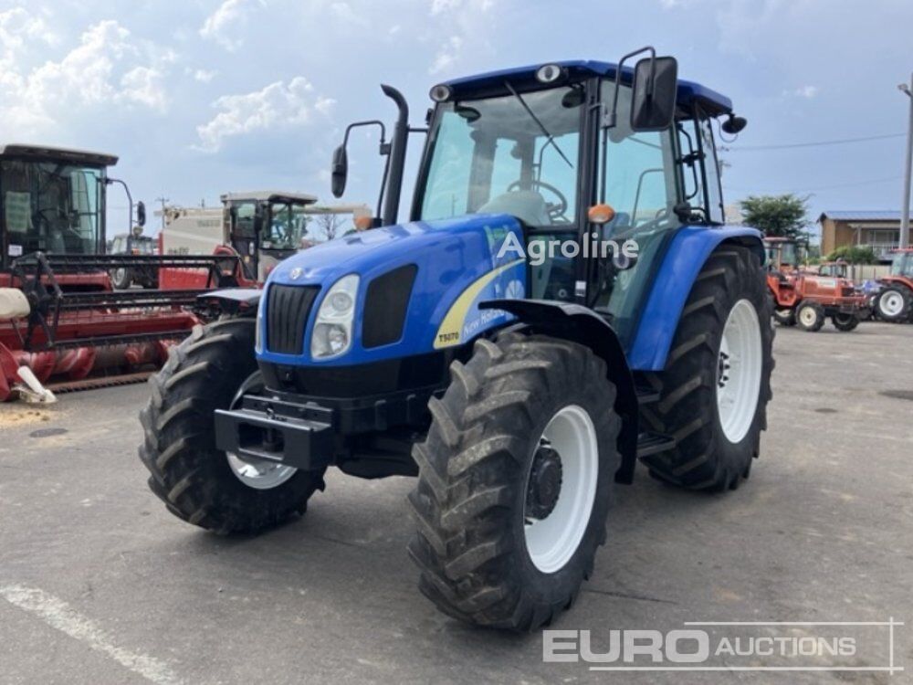 Prodaje se New Holland T5070 traktor točkaš na aukciji