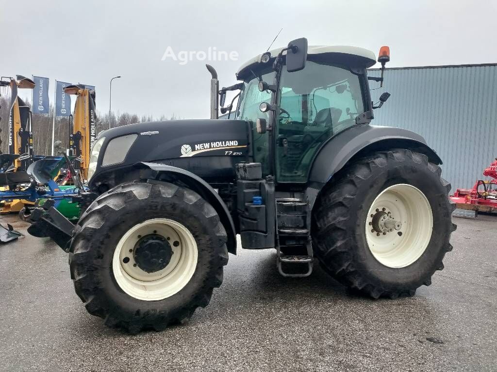 New Holland T 7.270 AC traktor točkaš