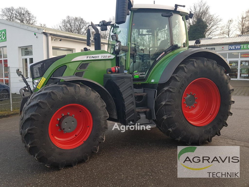 Fendt 720 Vario S4 traktor točkaš
