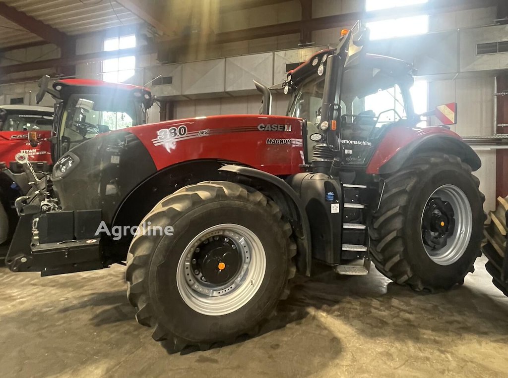 Case IH Magnum 380 CVX traktor točkaš