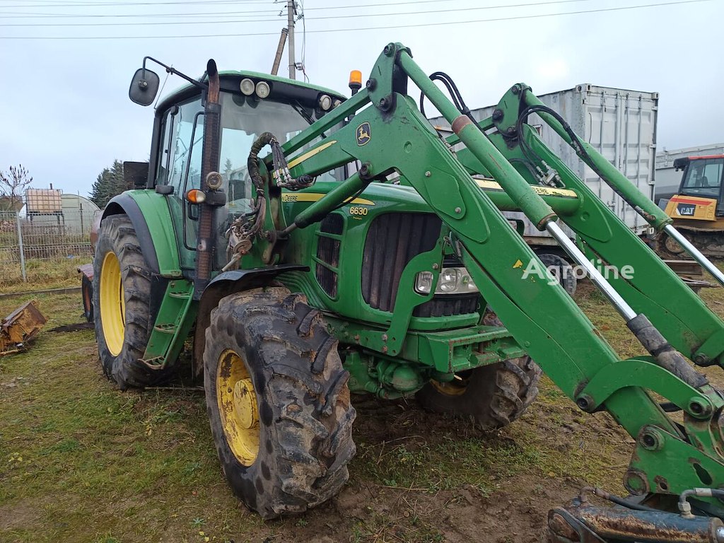 John Deere 6630 traktor točkaš