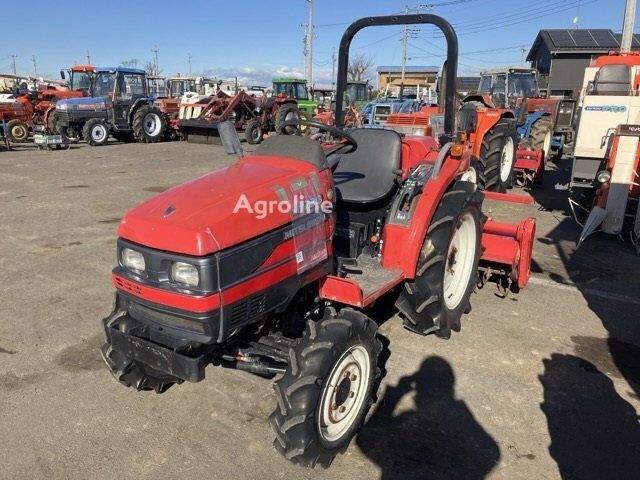 Mitsubishi TRACTOR(Mitsubishi) mototraktor
