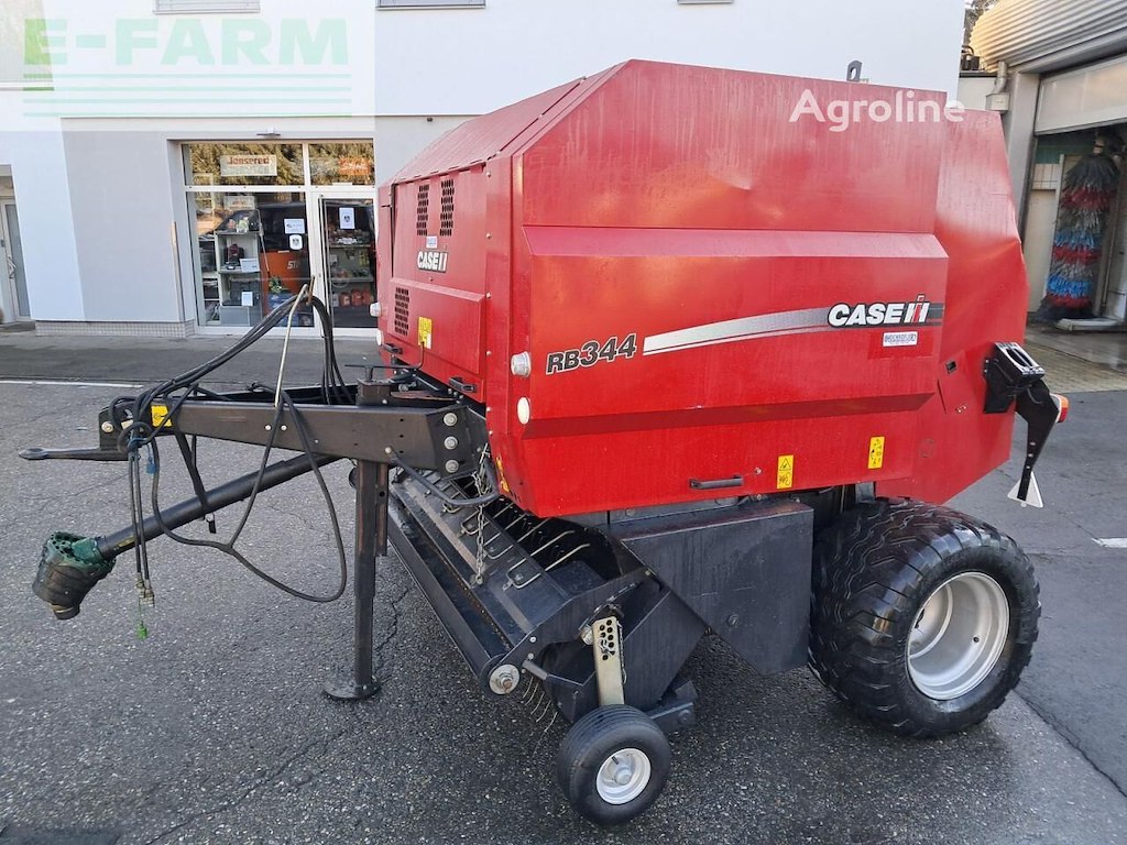 Case IH rb 344 balirka za četvrtaste bale