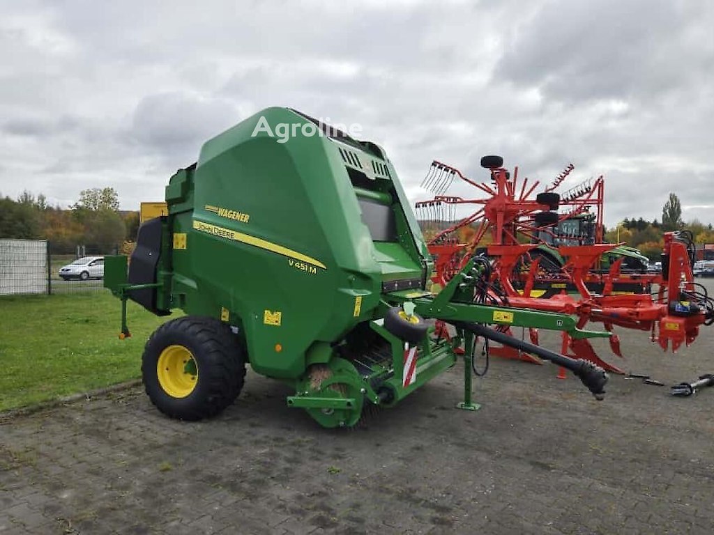 John Deere V 451M Isobus balirka za okrugle bale