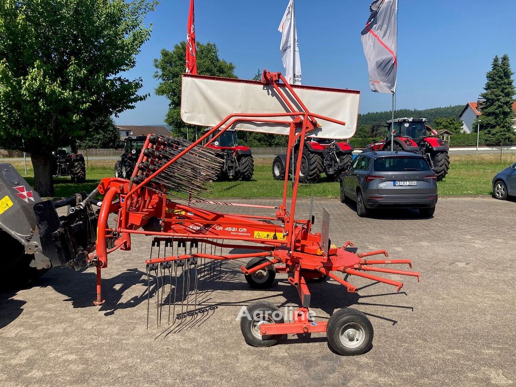 Kuhn GA 4521 sakupljač sena