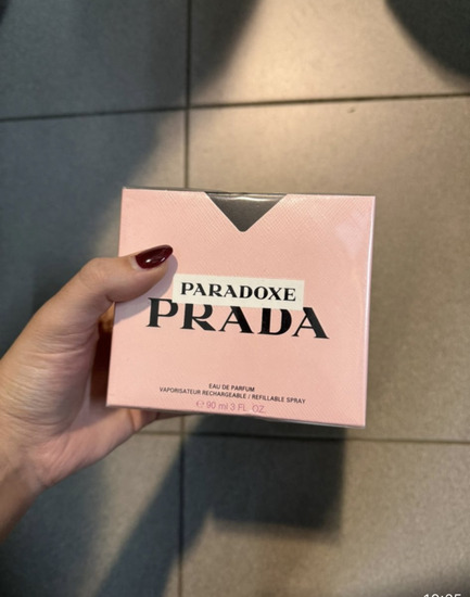 Prada paradoxe parfem