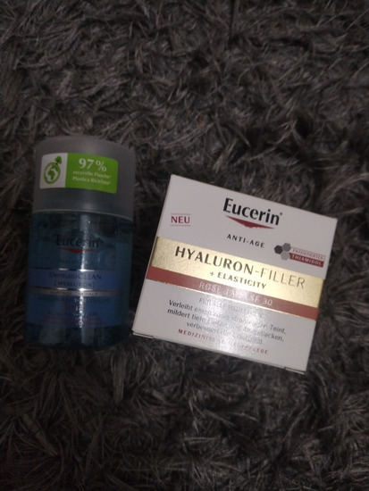 Eucerin hyaluron filler elasticity krema