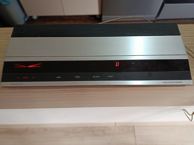 Bang olufsen beomaster 2400